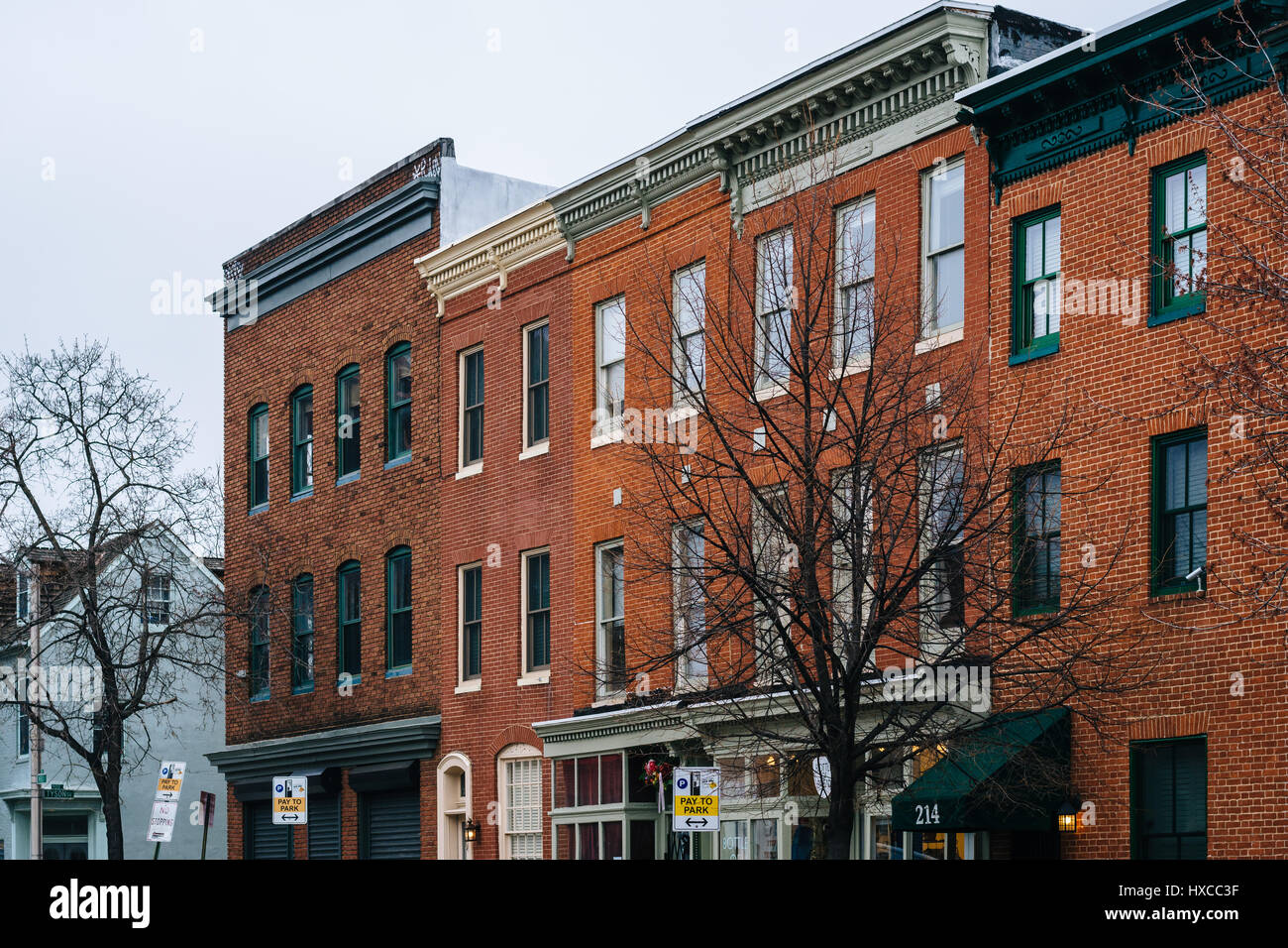 Brick row houses in Mount Vernon, Baltimore, Maryland Stock Photo - Alamy