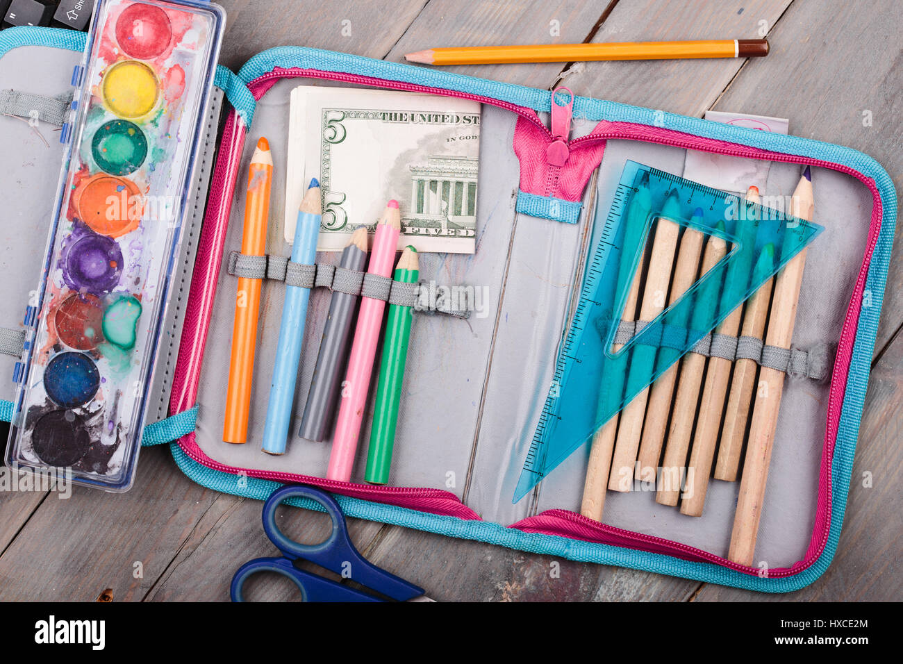 Hidden items hi-res stock photography and images - Alamy