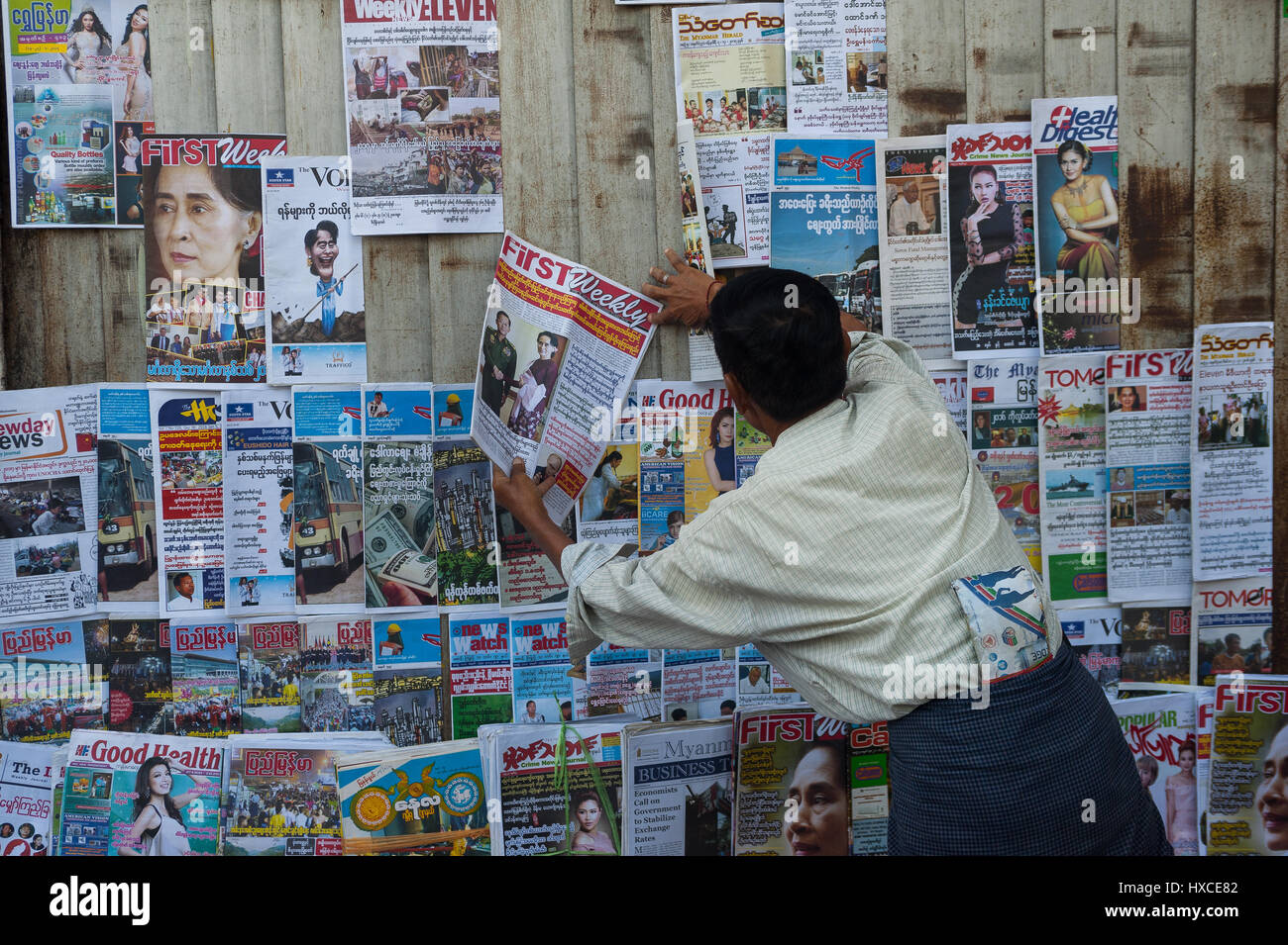 Sorting Newspapers High Resolution Stock Photography and Images - Alamy