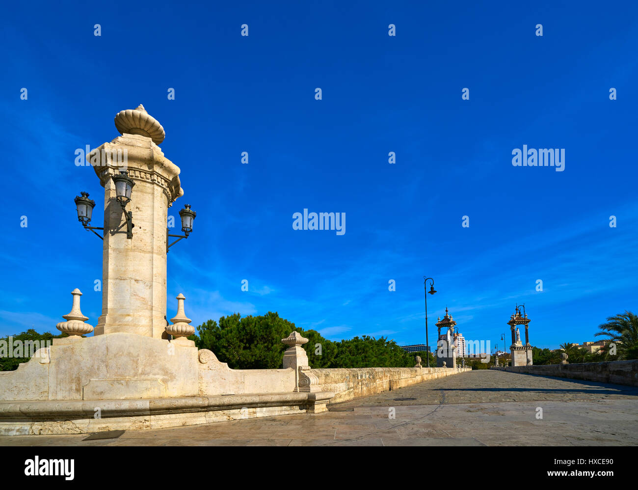 Valencia Puente pont del Mar bridge column in Spain Stock Photo - Alamy