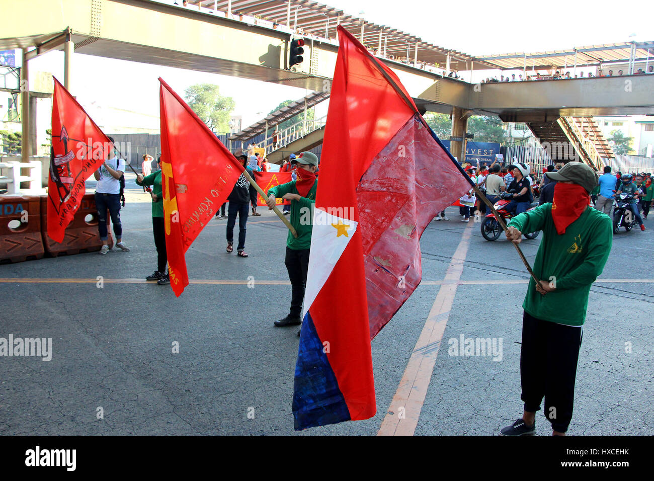 Philippines. 27th Mar, 2017. Members of various affiliated groups of ...