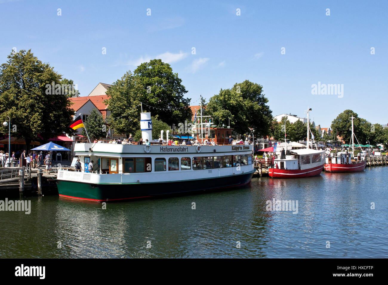 Passer boardwalk hi-res stock photography and images - Alamy