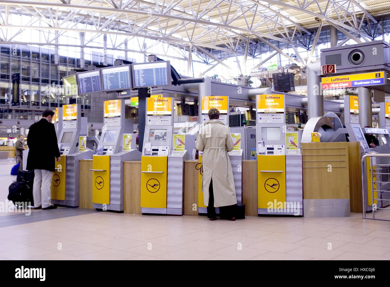 Check in on the airport, Check-In auf dem Flughafen Stock Photo - Alamy