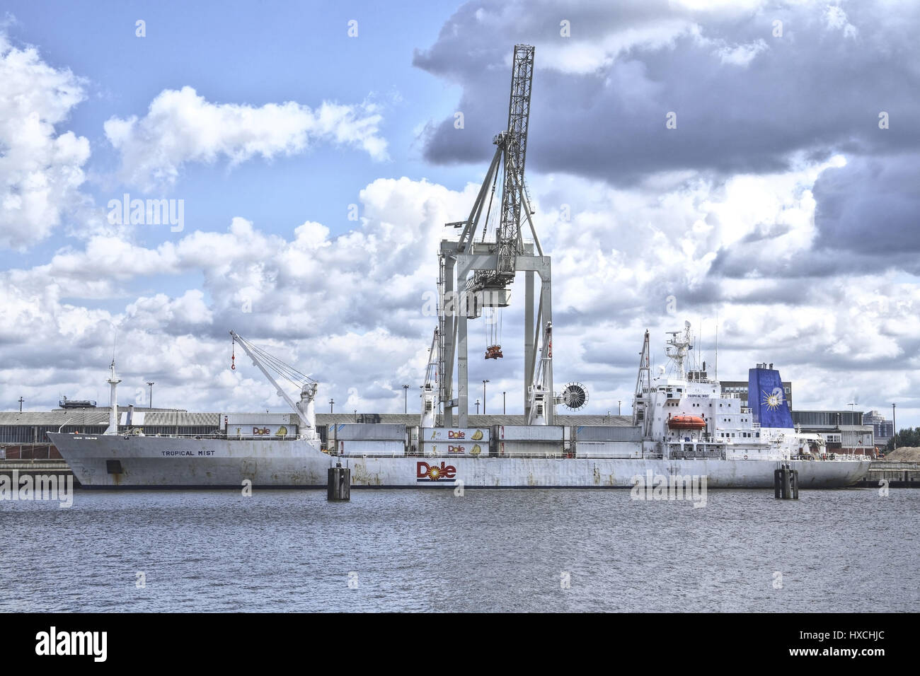 Ladung hi-res stock photography and images - Alamy