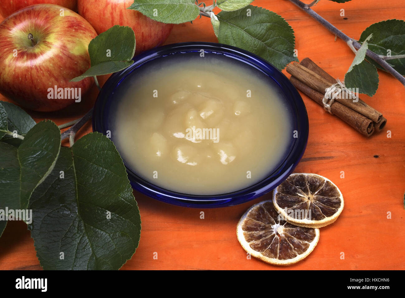 Apfelmus hi-res stock photography and images - Alamy