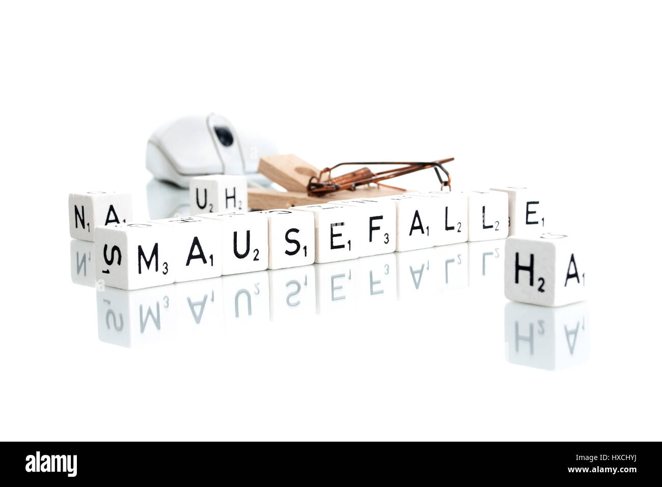 Maus Falle High Resolution Stock Photography and Images - Alamy
