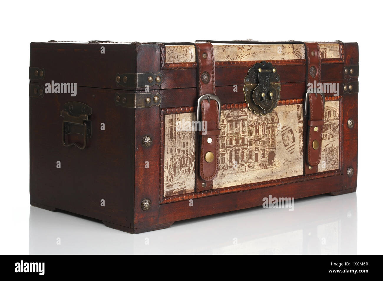 Truhe chest hi-res stock photography and images - Alamy