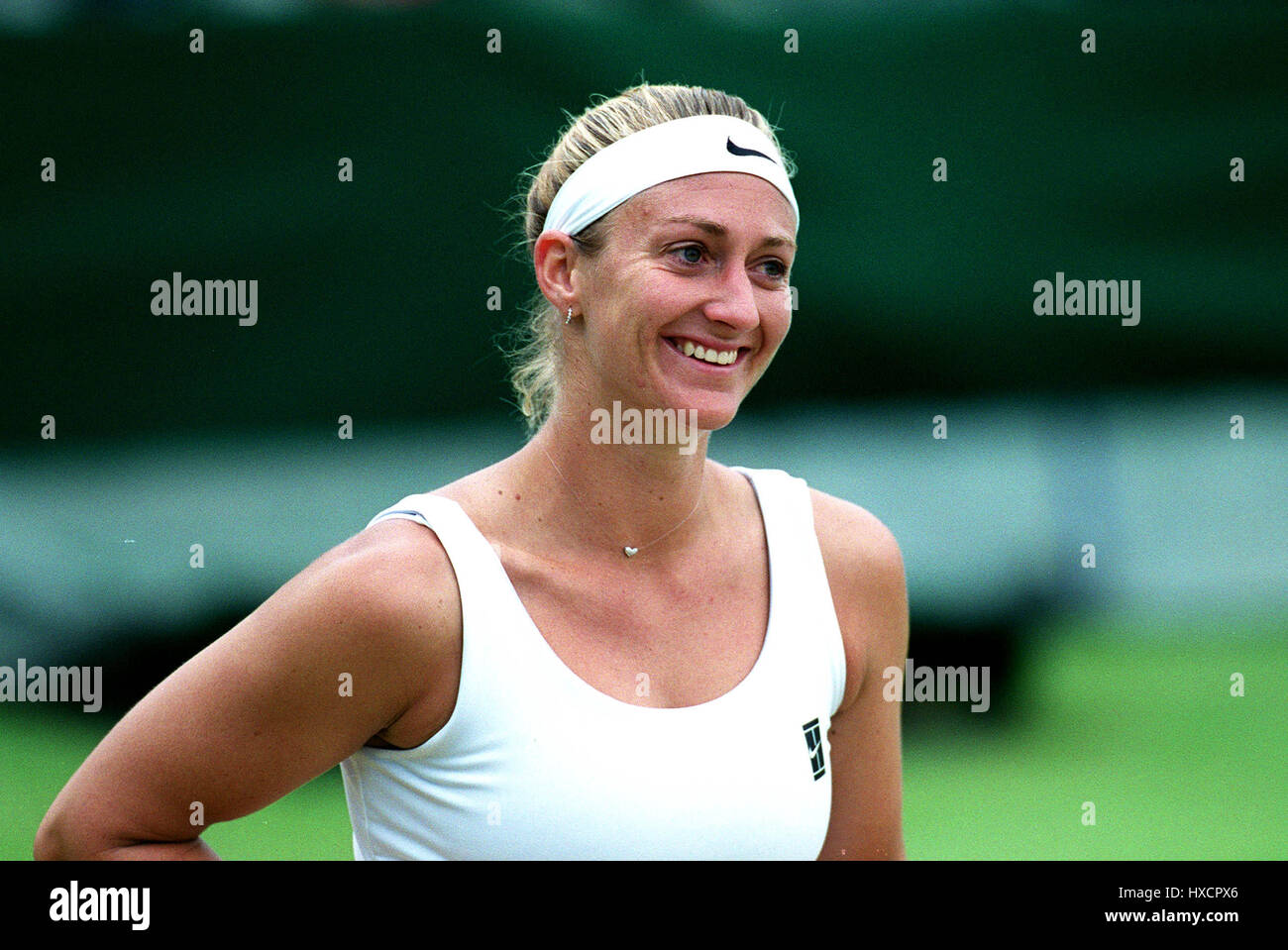 MARY PIERCE WIMBLEDON 1999 30 June 1999 Stock Photo - Alamy