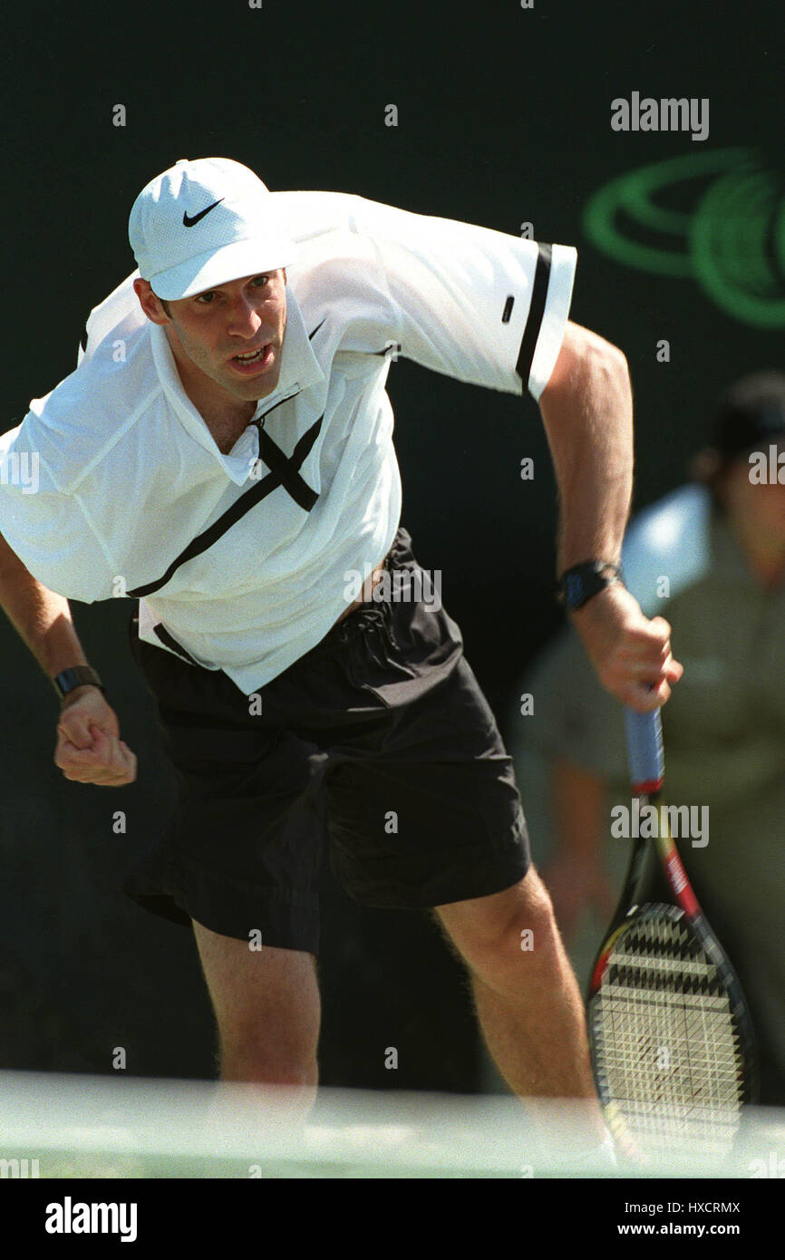 GREG RUSEDSKI ENGLAND 02 April 1998 Stock Photo - Alamy