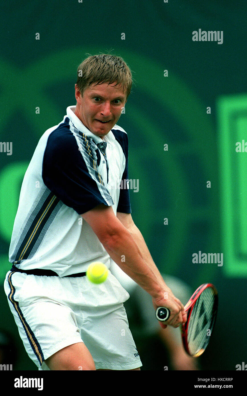 Yevgeny kafelnikov 1998 hi-res stock photography and images - Alamy