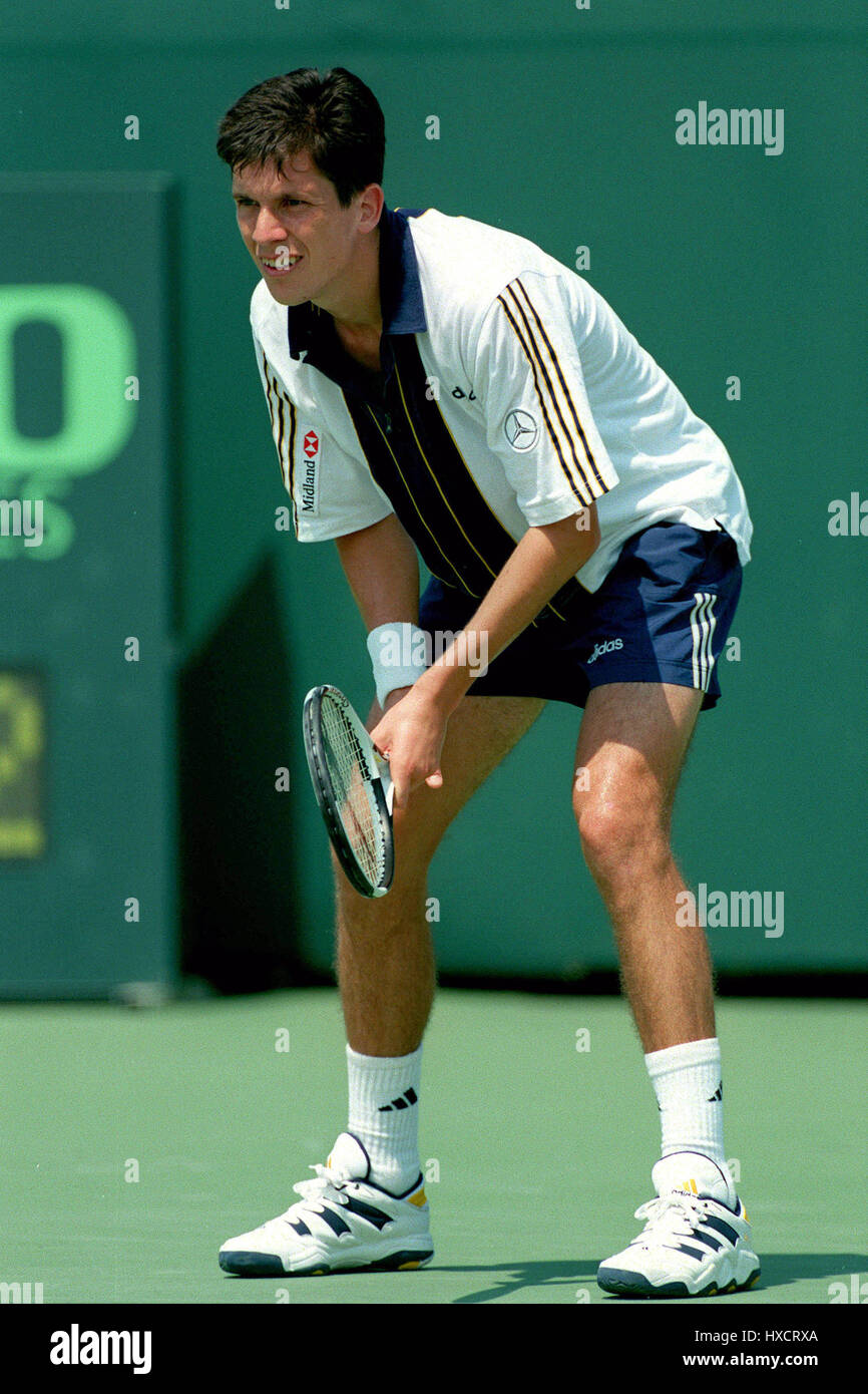 TIM HENMAN ENGLAND 06 April 1998 Stock Photo - Alamy