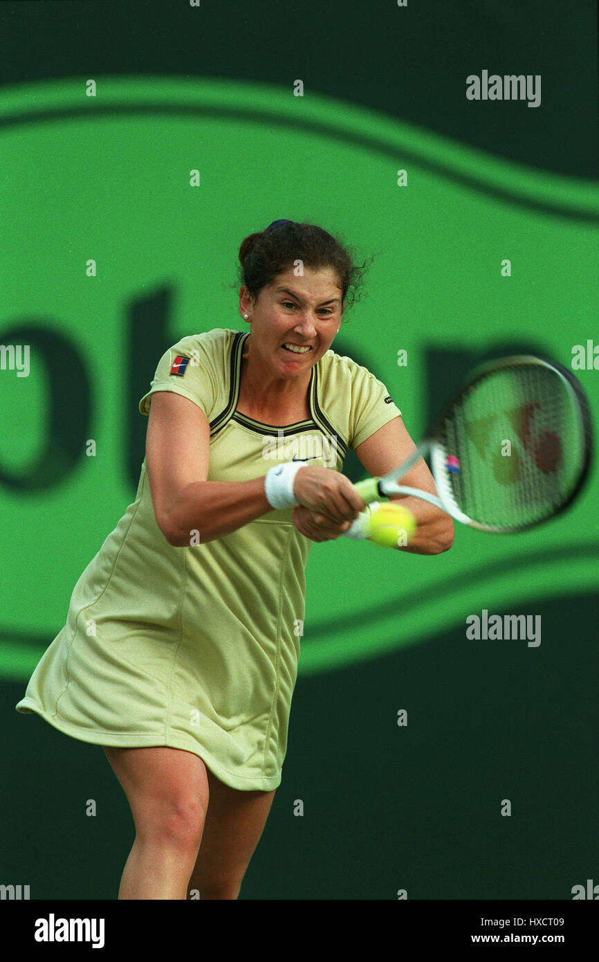 Monica seles vertical hi-res stock photography and images - Alamy