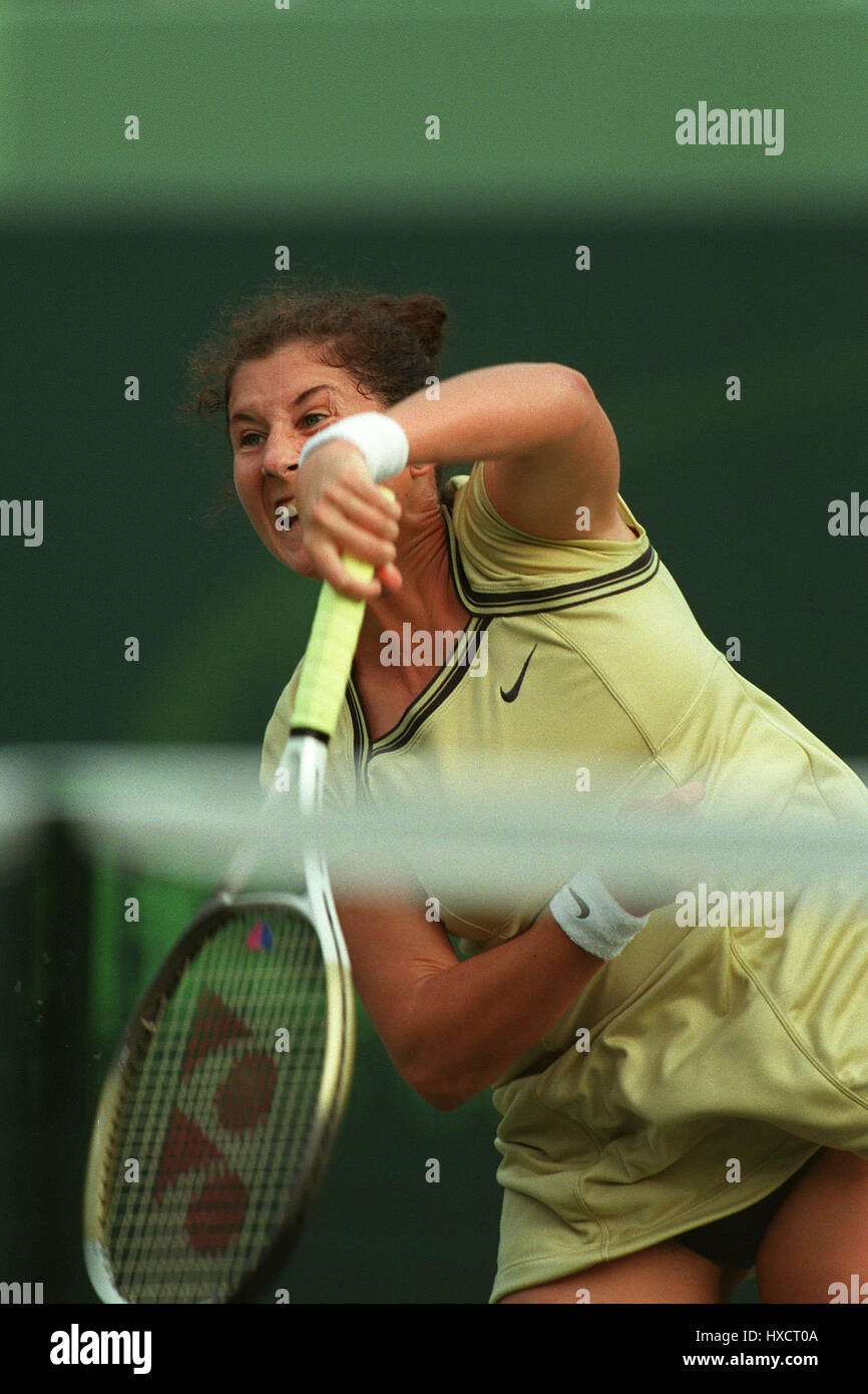 MONICA SELES YUGOSLAVIA 06 April 1998 Stock Photo - Alamy
