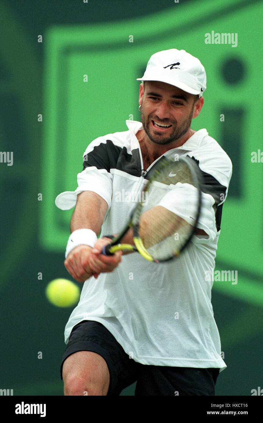 ANDRE AGASSI USA 06 April 1998 Stock Photo - Alamy