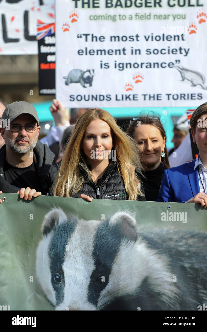 London, UK. 27th Mar, 2017. (C) TV presenter Anneka Svenska joins ...