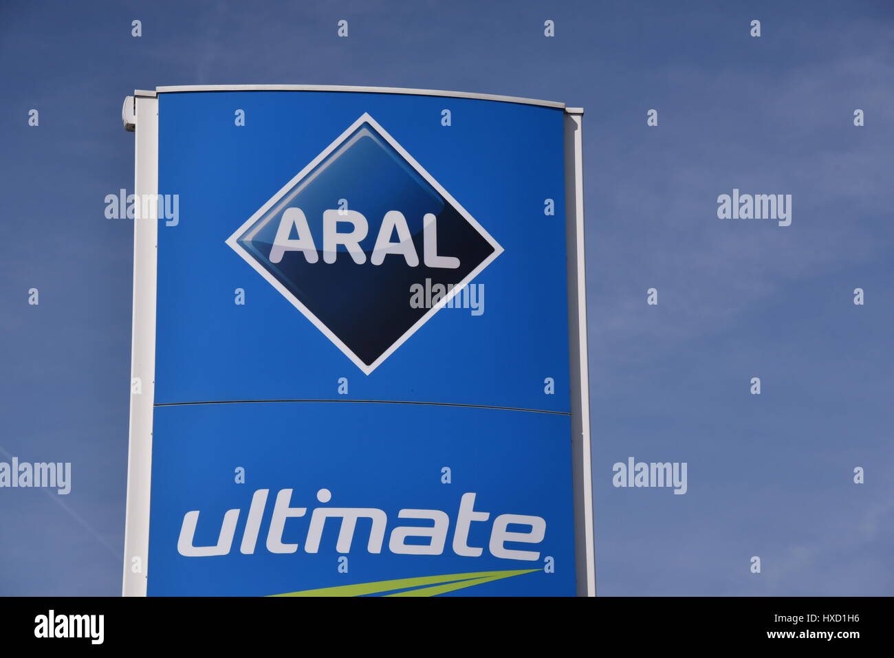 Wemperhardt, Luxembourg. 25th Mar, 2017. The logo of an Aral petrol ...