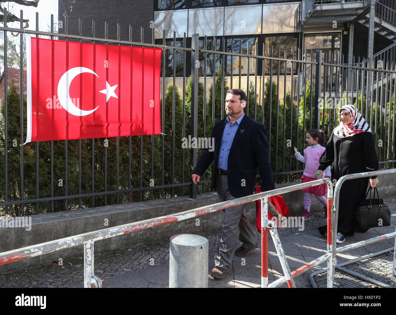 Berlin, Germany. 27th Mar, 2017. Turks living in Germany arrive at the ...