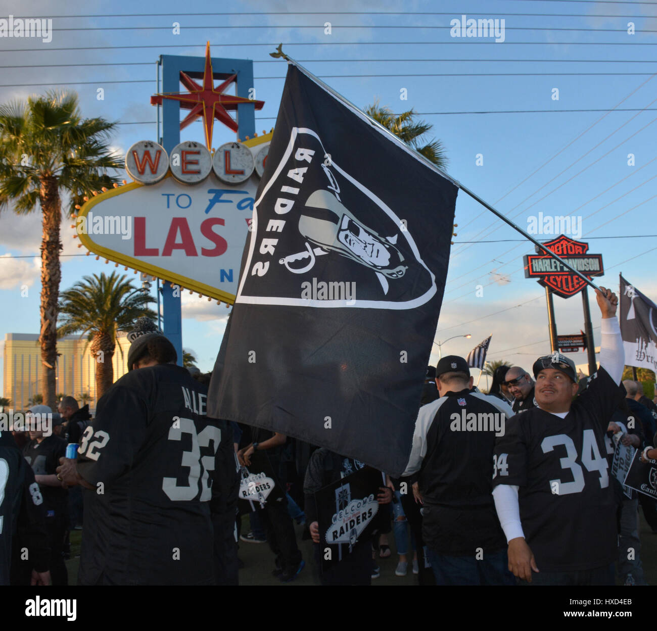 Las Vegas, Nevada, USA. 27th Mar, 2017. Las Vegas Raiders fans hold a ...