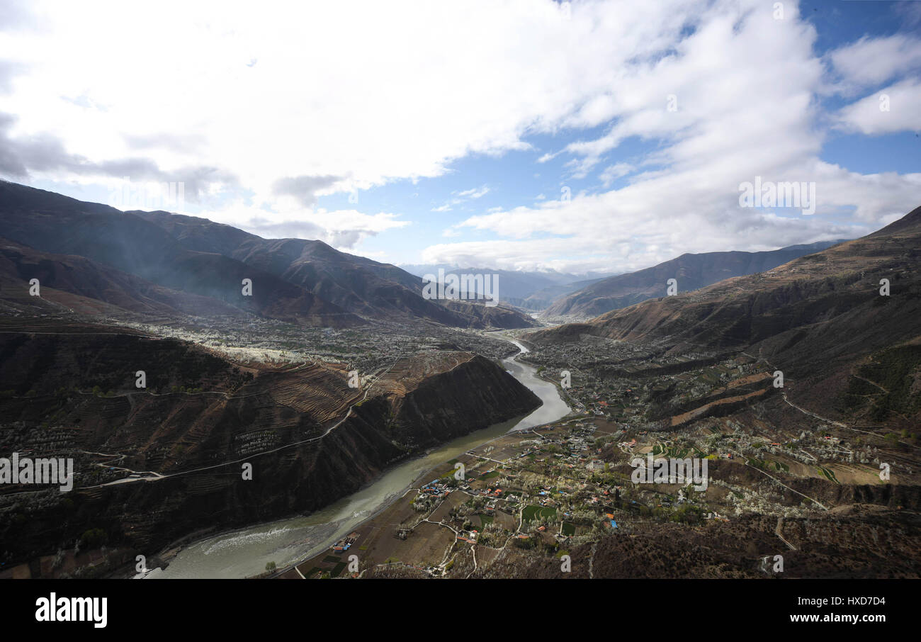 Jinchuan, China. 28th Mar, 2017. Aerial view of landscape with pear ...