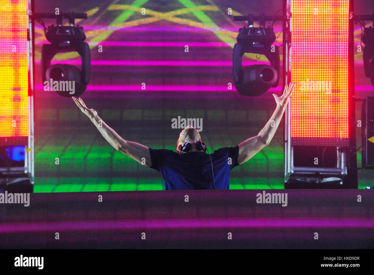 DJ Calvin Harris performs a live concert at the 2015 KIIS FM Wango ...