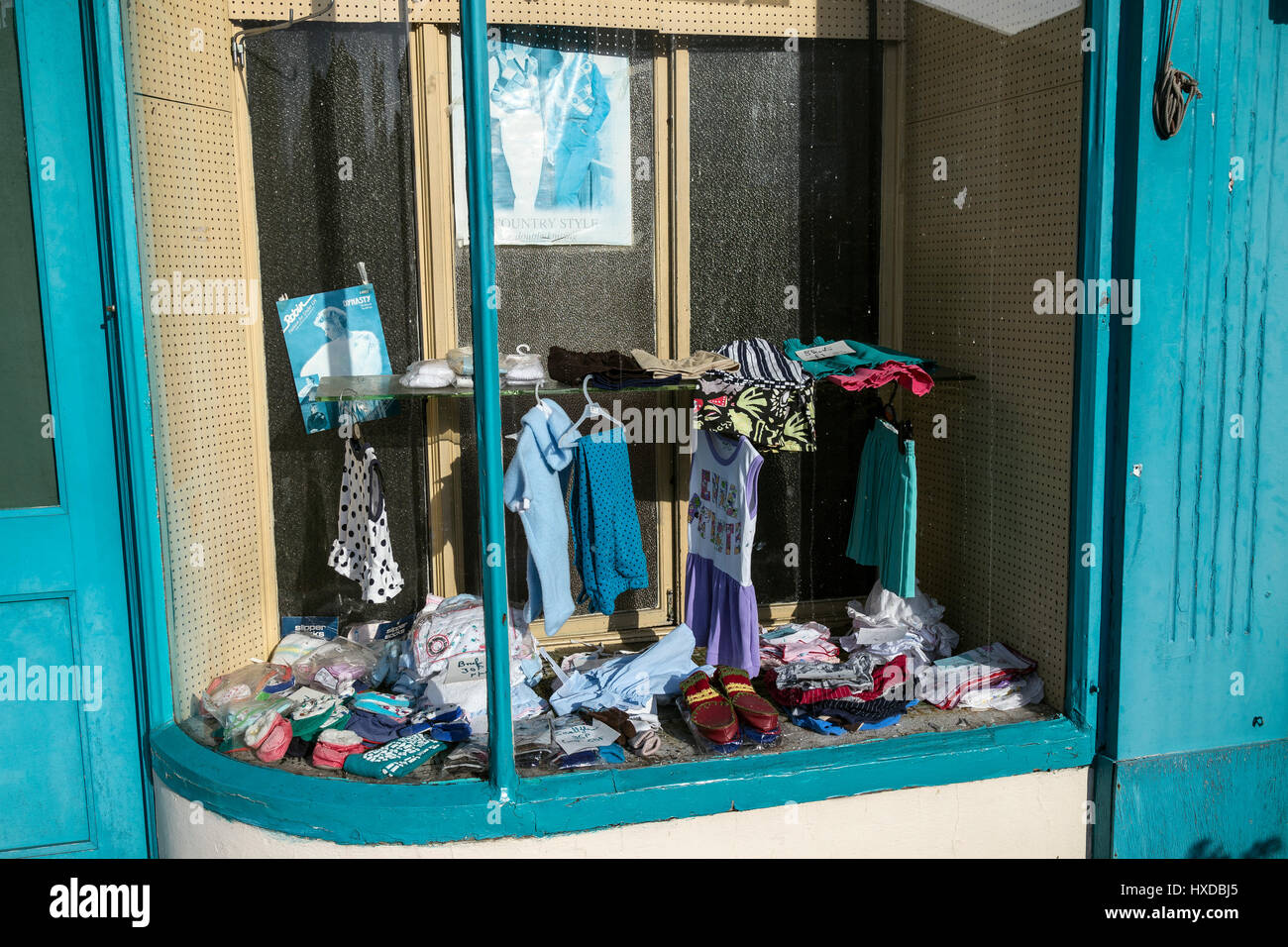 Wool shop hi-res stock photography and images - Alamy