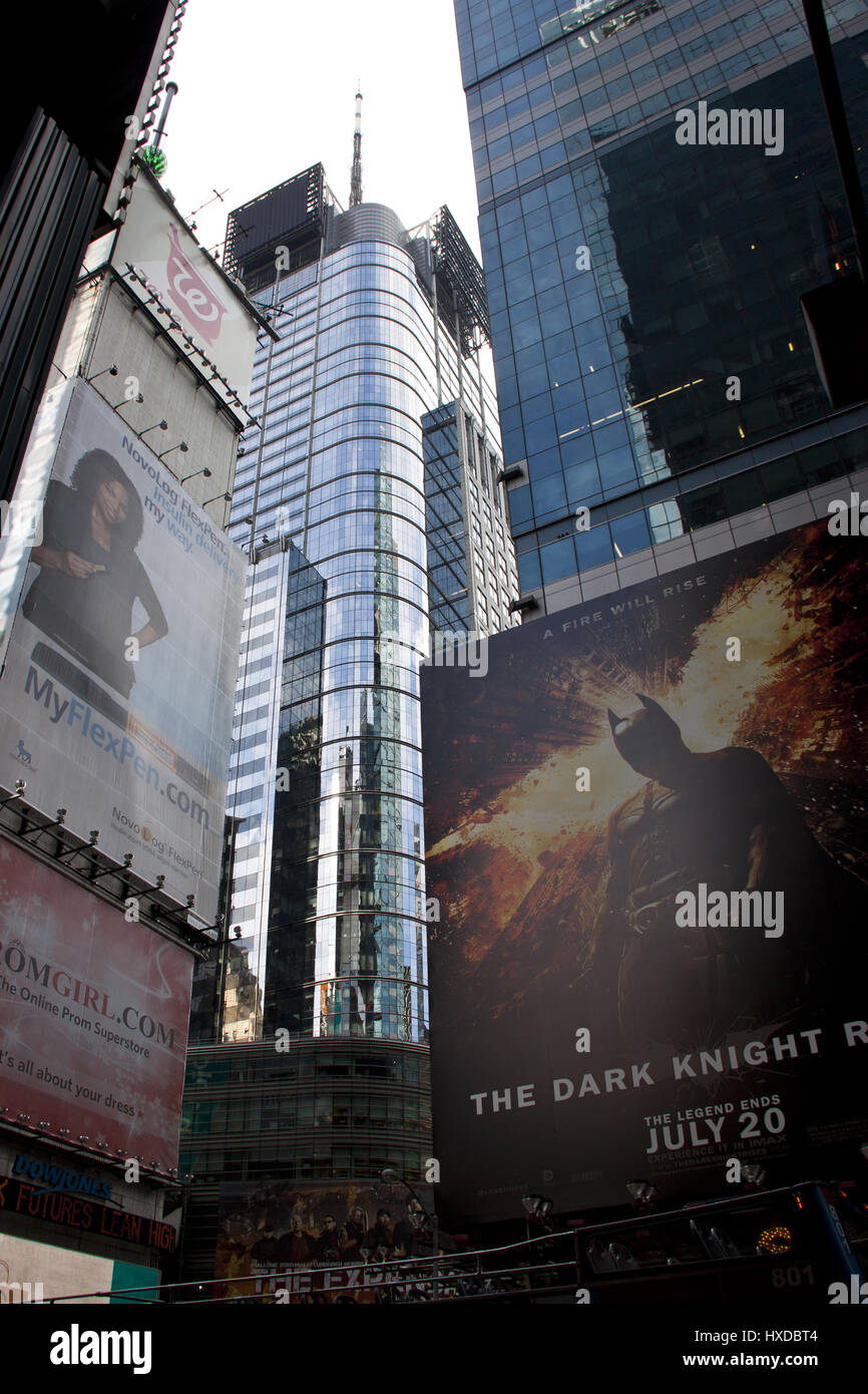 Times Square rounded building in New York Stock Photo - Alamy