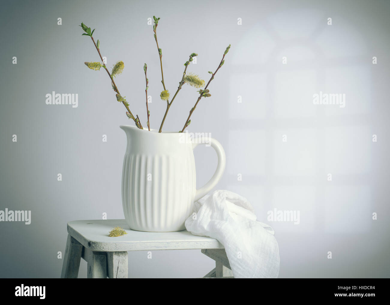 Spring still life hi-res stock photography and images - Alamy