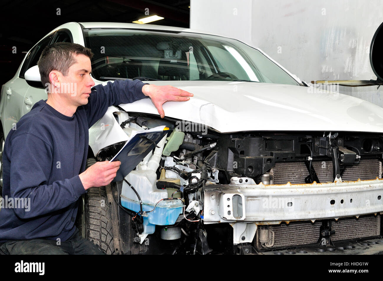 Insurance assessor hi-res stock photography and images - Alamy