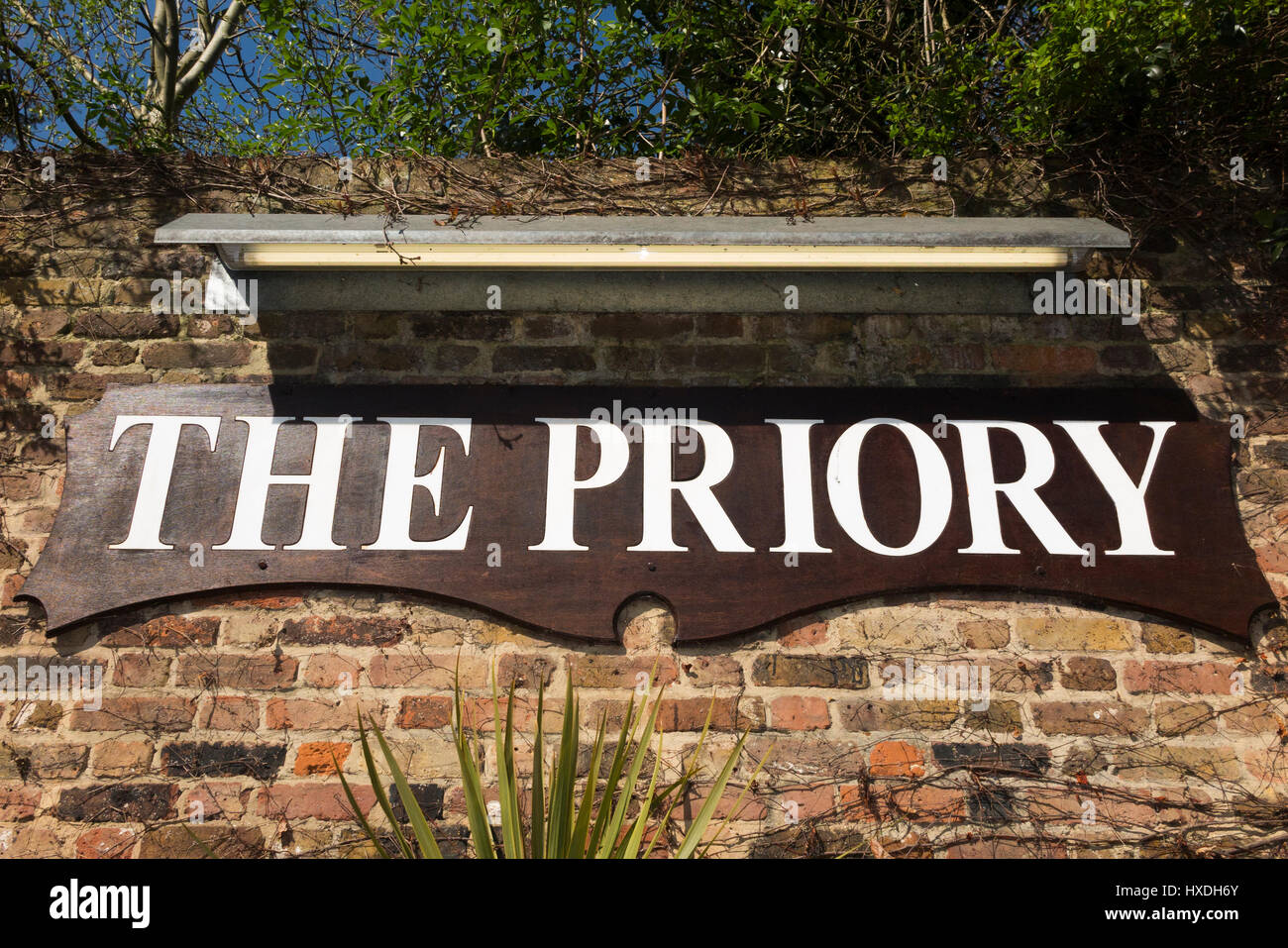 The priory clinic hi-res stock photography and images - Alamy