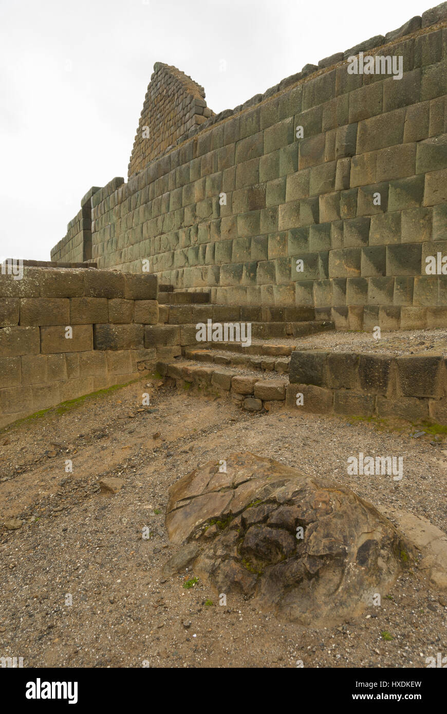Ecuador, Cuenca, Ingapirca Inca site, stonework Stock Photo - Alamy