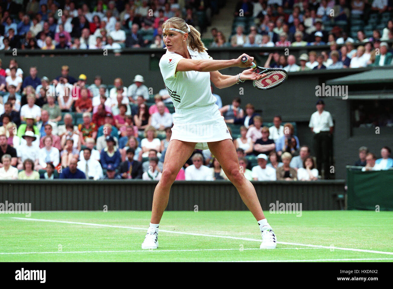 Steffi Graf Wimbledon Stock Photos & Steffi Graf Wimbledon Stock Images ...