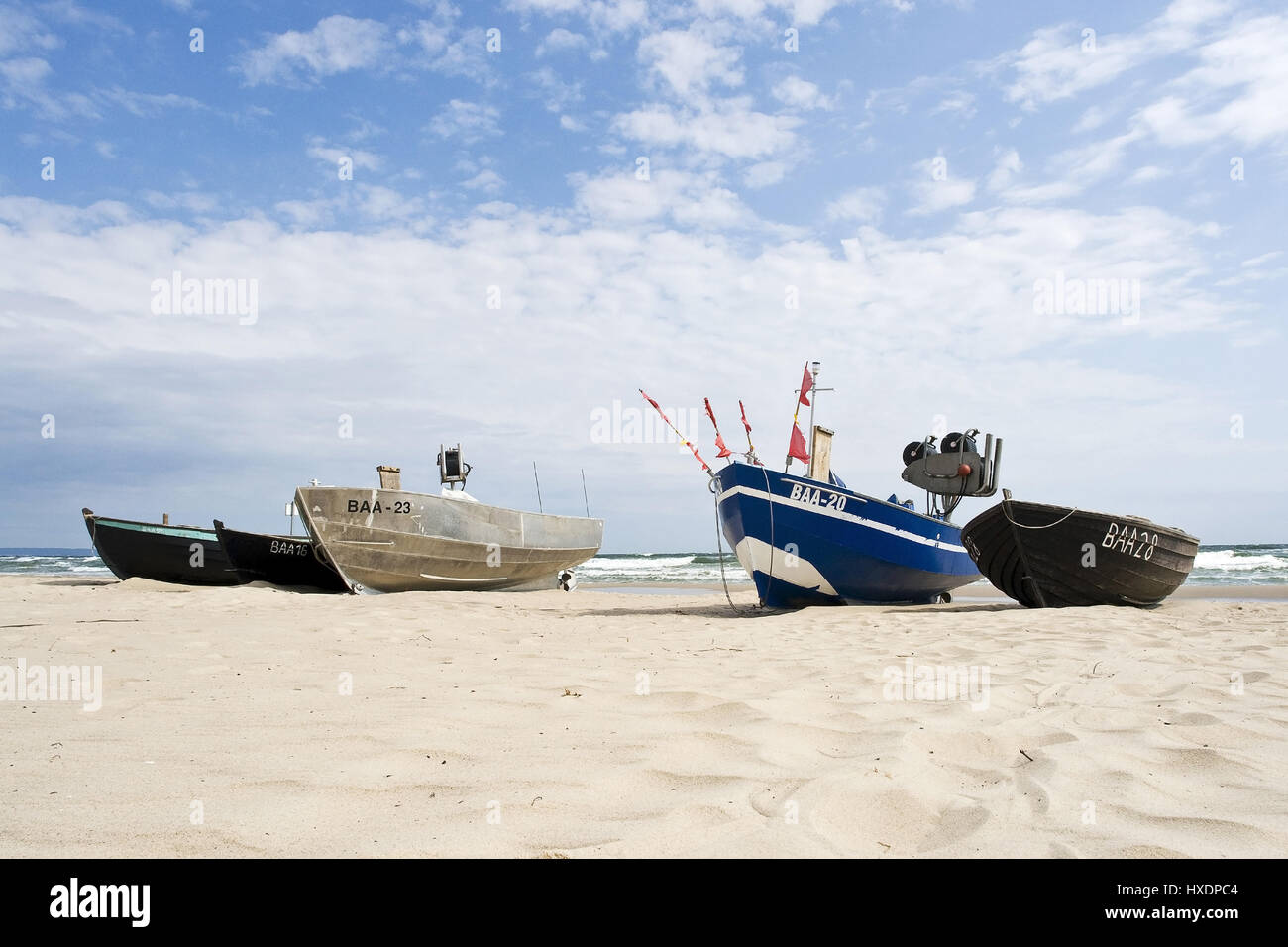 Fishing boats on the beach, Fishing boats on the beach |, Fischerboote ...