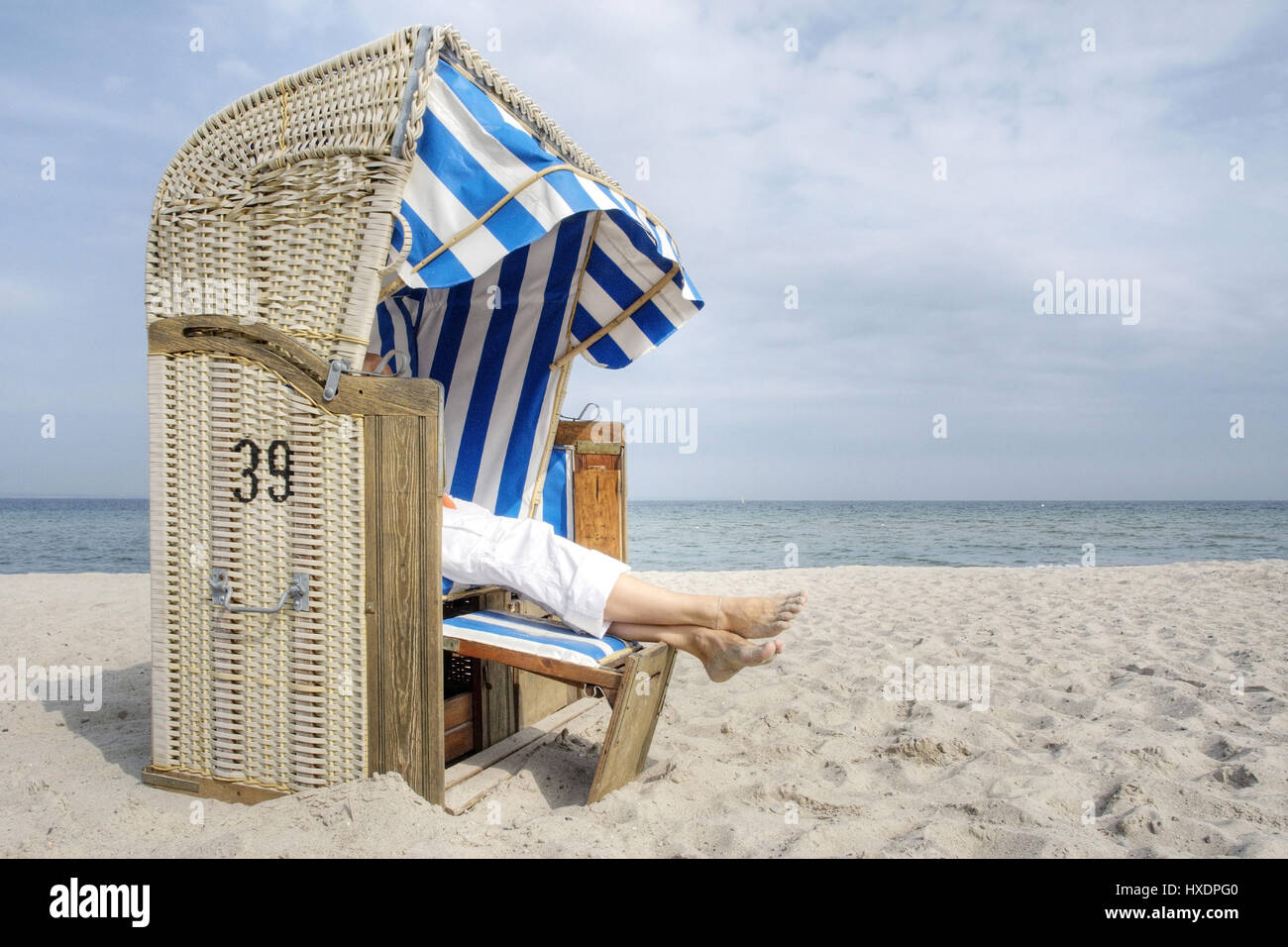 Strandkorb an der ostsee hi-res stock photography and images - Alamy