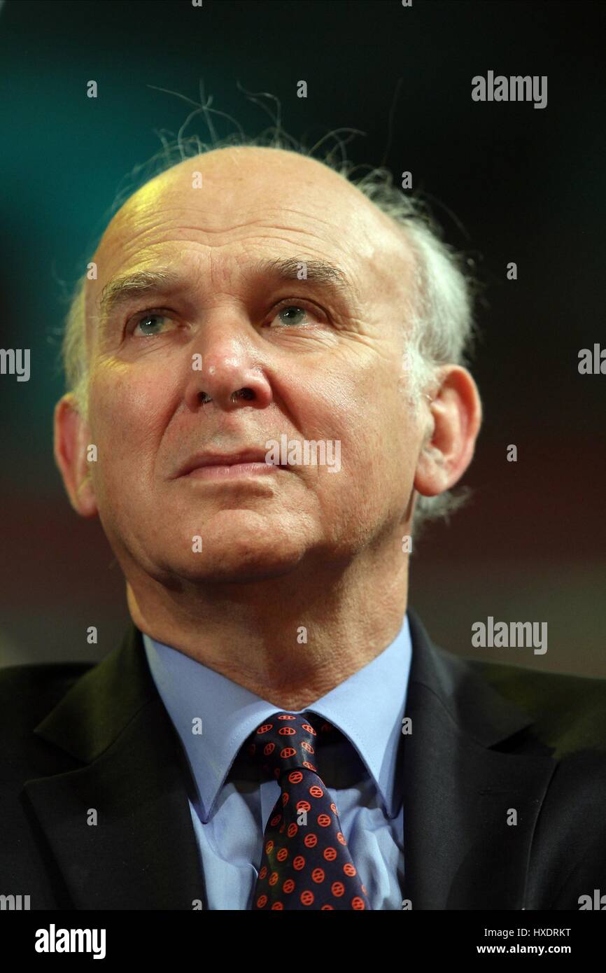Business secretary vince cable left hi-res stock photography and images ...