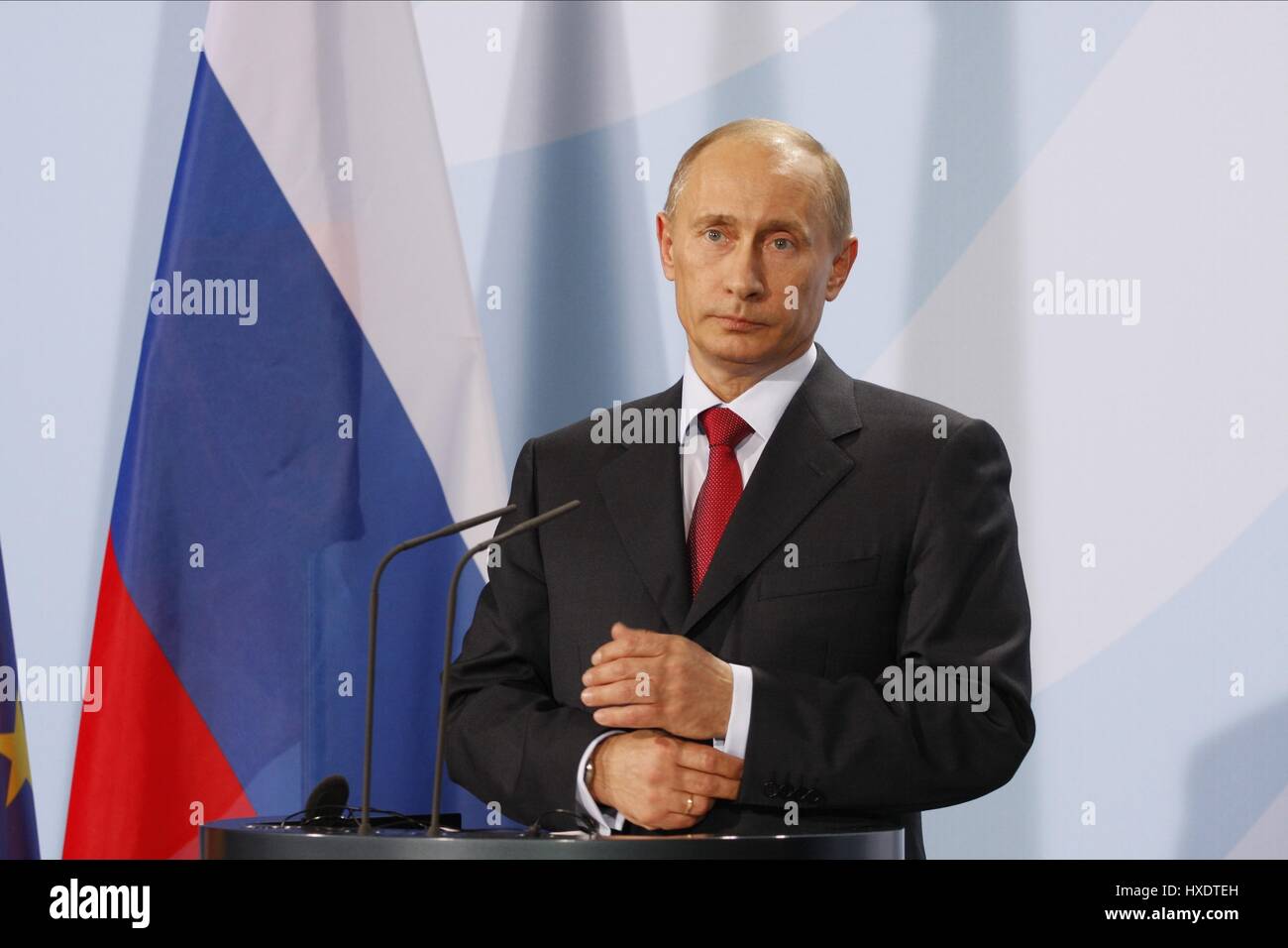 Vladimir putin portrait hi-res stock photography and images - Alamy