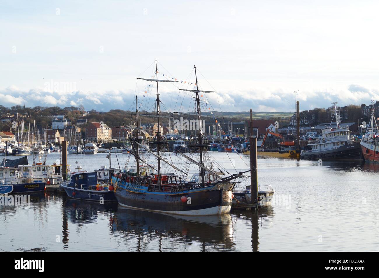whitby bay town Stock Photo - Alamy