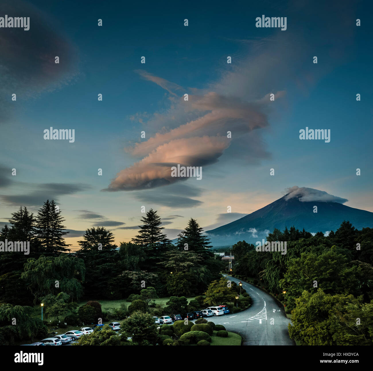 Visit fuji hi-res stock photography and images - Alamy