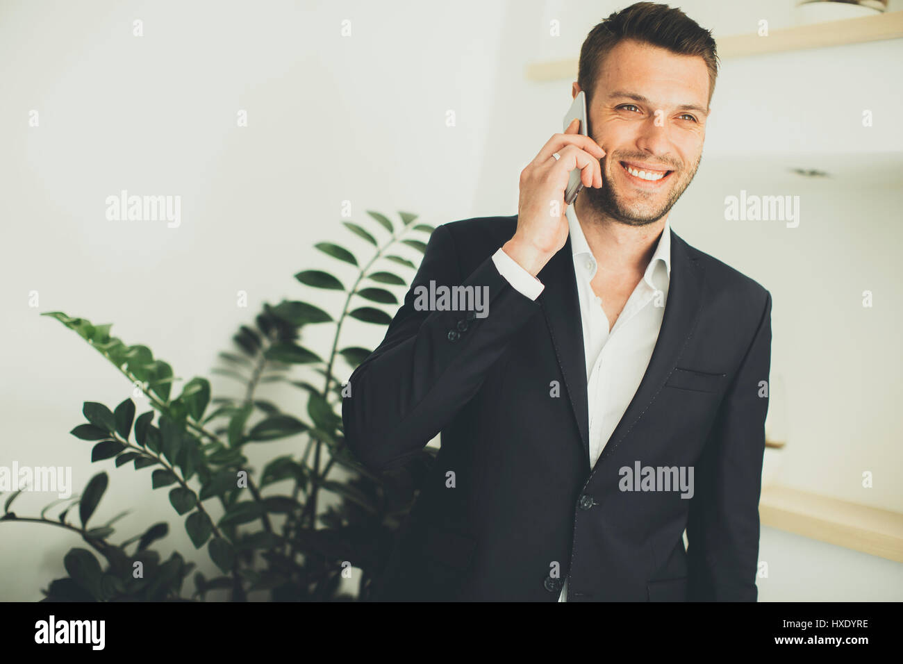 Close up of a man using his mobile smartphone Stock Photo - Alamy