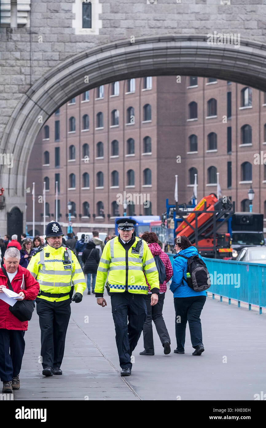 Two Metropolitan Police Officers Constables Patrol Patrolling Security ...