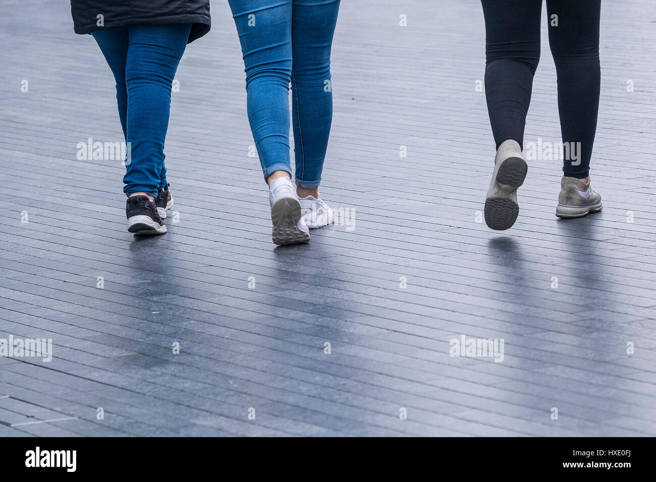 Legs are walking hi-res stock photography and images - Alamy