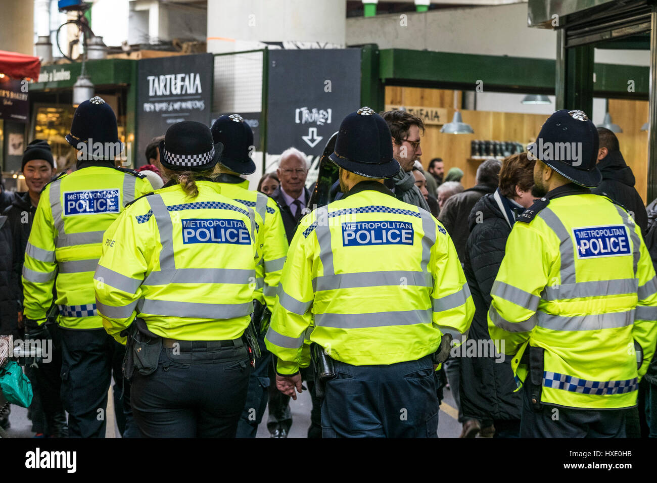 Police Officers Metropolitan Group Constables Security Interior Borough ...