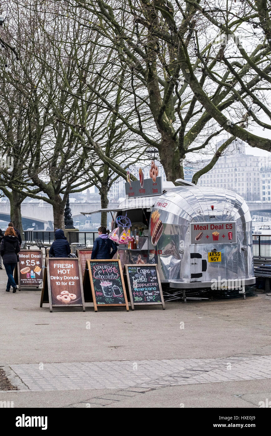 South Bank Southbank Snack Wagon Fast Food Winnebago London Stock Photo ...