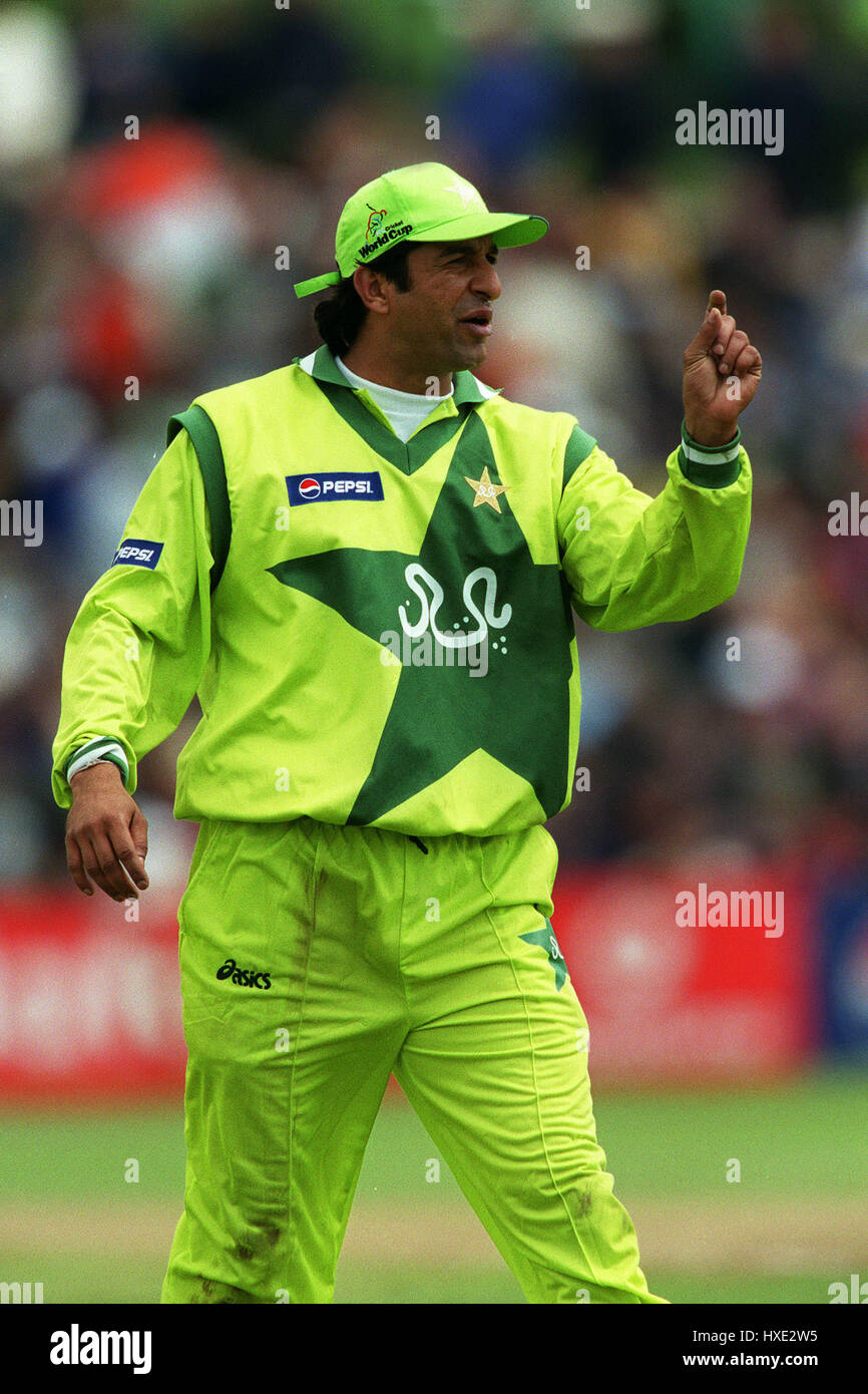WASIM AKRAM PAKISTAN 08 June 1999 Stock Photo - Alamy