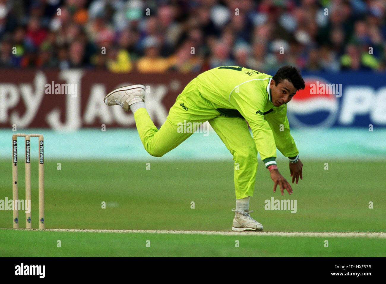 AZHAR MAHMOOD PAKISTAN 23 May 1999 Stock Photo - Alamy