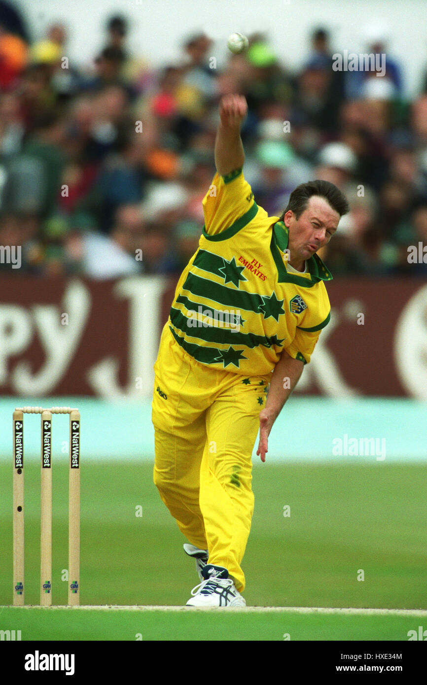 Cricket steve waugh hi-res stock photography and images - Alamy