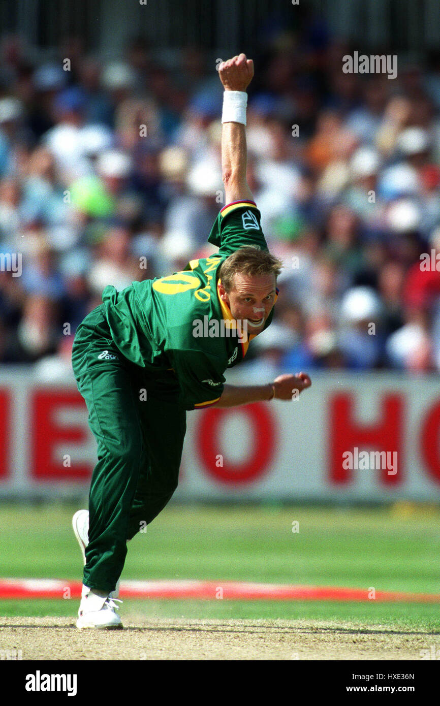 Allan donald south africa 22 hi-res stock photography and images - Alamy