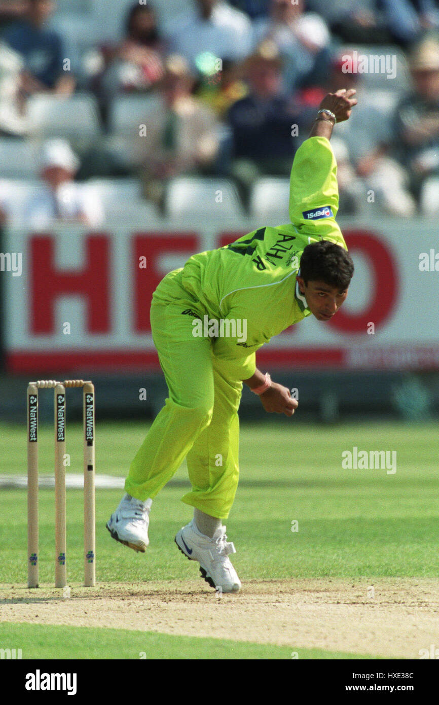 AZHAR MAHMOOD PAKISTAN 21 May 1999 Stock Photo - Alamy