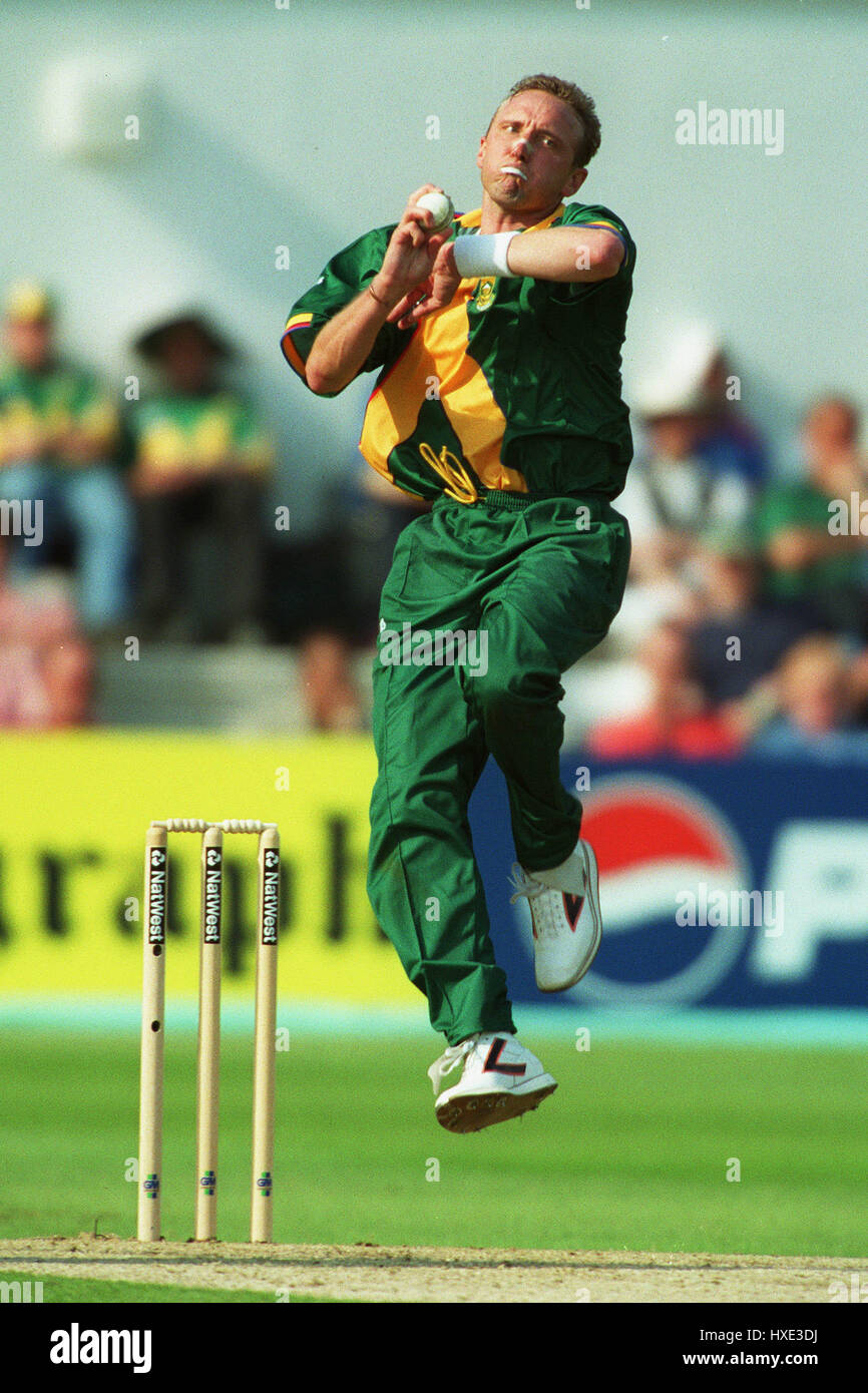 ALLAN DONALD SOUTH AFRICA & SOUTH AFRICA 19 May 1999 Stock Photo - Alamy