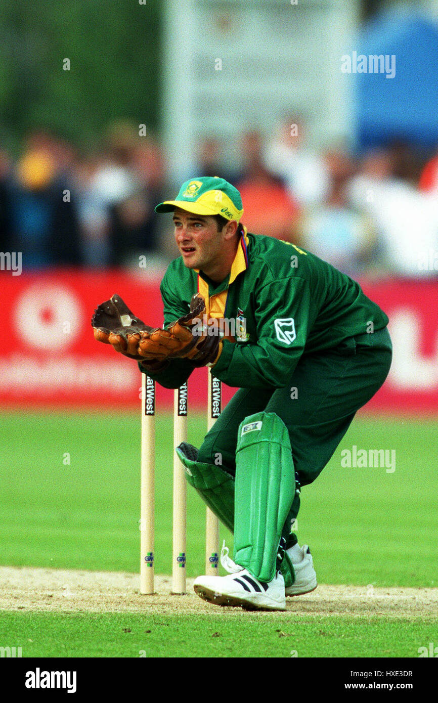MARK BOUCHER SOUTH AFRICA & BORDER 19 May 1999 Stock Photo - Alamy