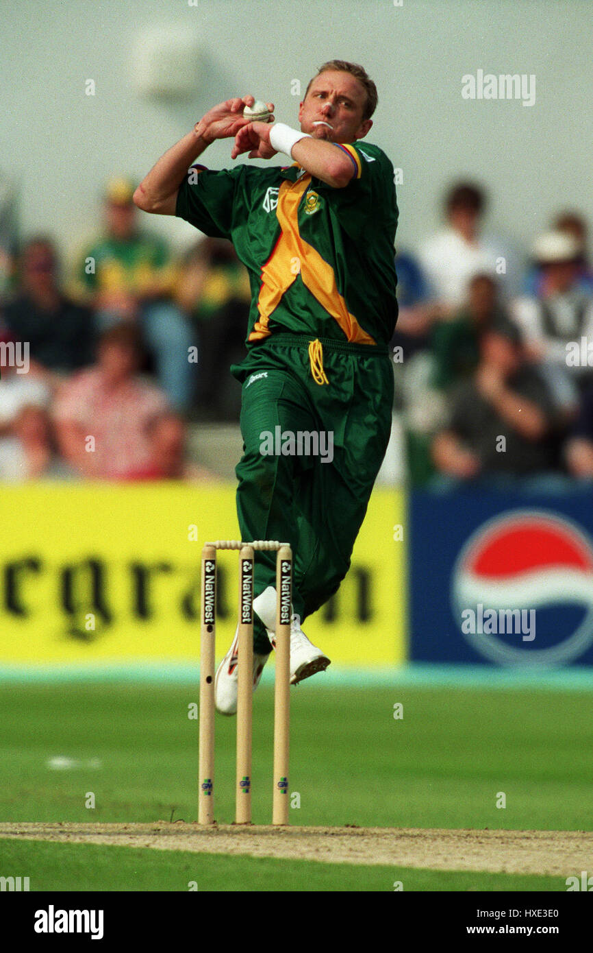 ALLAN DONALD SOUTH AFRICA 19 May 1999 Stock Photo - Alamy